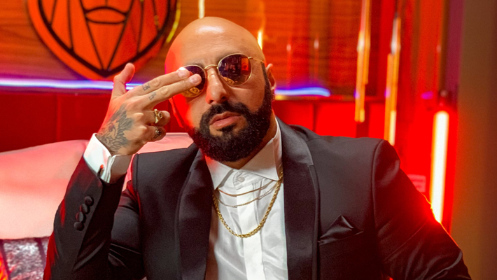 SEZZY’DEN 90’LARA SELAM! “HER AKŞAM”